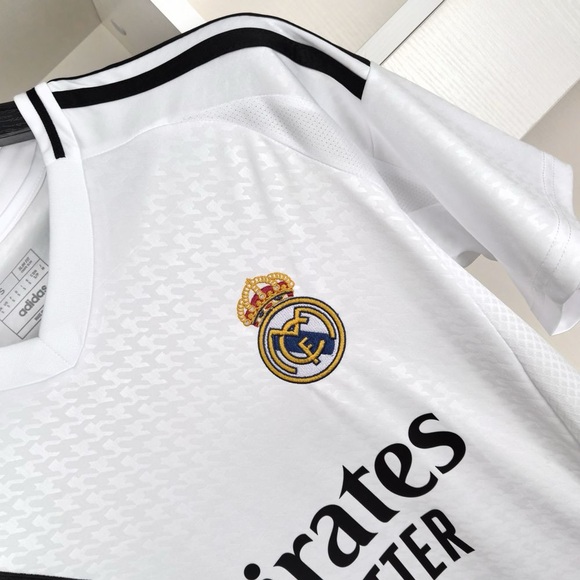 adidas | Shirts | Bnwt 2425 Authentic Adidas Real Madrid Home Kit ...
